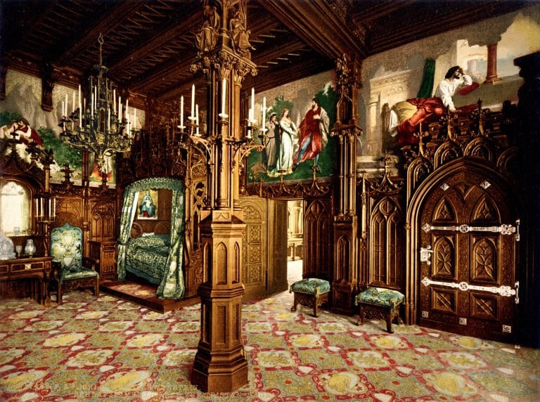 Ludwig II Castles: Neuschwanstein & The Fairytale King